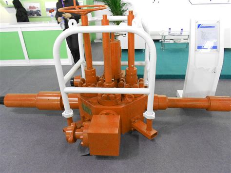 Pls 3 Production Level Oil Well Testing Equipment Api 6a Flowhead