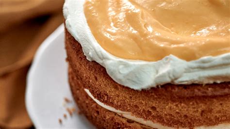 Clementine Curd Naked Cake