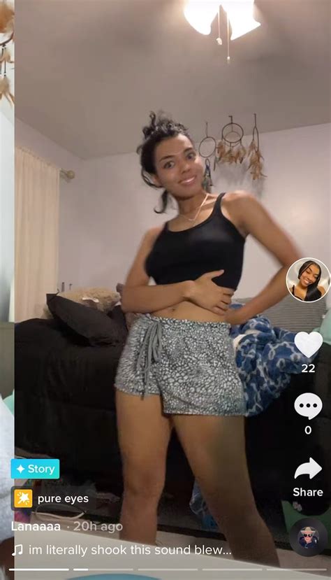 She Loves Shaking Her Ass R Adorelanaa