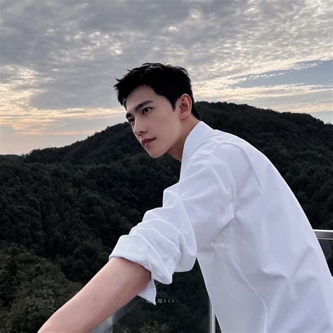 杨洋头像 高清图片，堆糖，美图壁纸兴趣社区