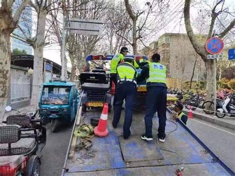 驻马店严查！多辆两轮、三轮、四轮电动车被拖走车辆道路环境