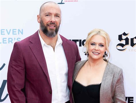 Who Is Melissa Joan Harts Husband All About Mark Wilkerson