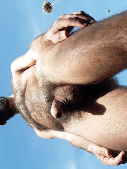 Naked Outdoors Foto Porno AmaPorn