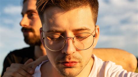 If A Guy Has These 10 Rare Traits Hes A Good Man You Can Count On