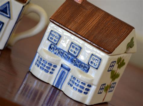 The Copycat Collector Collection 246 English Village Tea Set