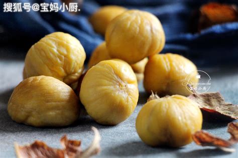 快速剥栗子的好办法一点都不沾皮一次成功操作太简单了 板栗