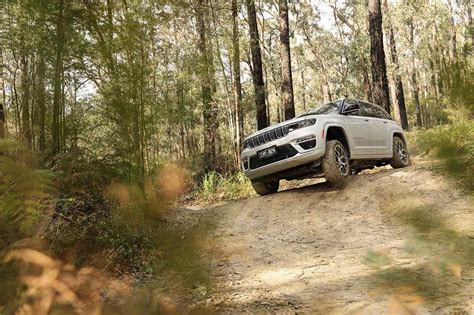 Jeep Grand Cherokee Hybrid 2024 Review 4xe Phev A Genuine 4x4
