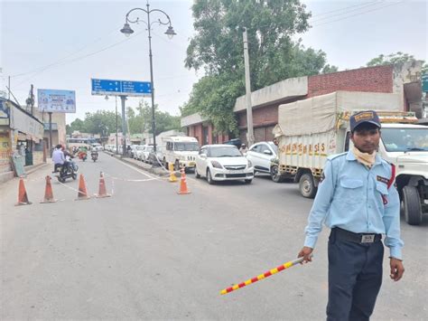 Traffic Jam In Rewari Now A Problem For Traffic Police Red Lights Installed At 6 Major
