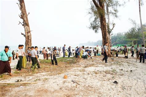 ငပလီကမ်းခြေသန့်ရှင်းသာယာလှပရေးစုပေါင်းအမှိုက်ကောက်သန့်ရှင်းရေးဆောင်ရွက် Myanmarnationalpost