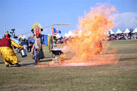 Монголын анхны мэдээллийн сайт Sonin Mn