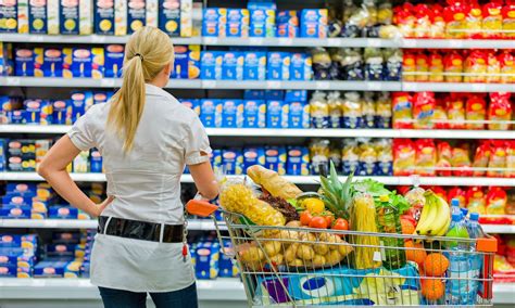 تعرف على أفضل وأرخص محلات السوبر ماركت في المملكة المتحدة عند الانتقال