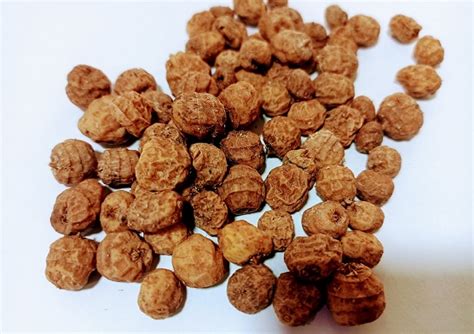 Health Benefits Of Paragis Grass Uses And Side Effects Besthomediet