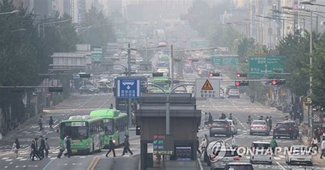 내일도 수도권·충청 미세먼지 나쁨내륙·서해안 아침안개