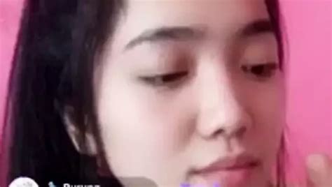 Awek Sma Buka Baju 18 Year Old Porn Xhamster