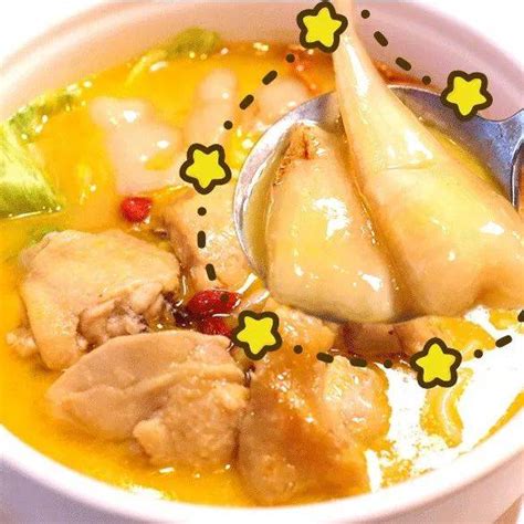 风靡国内的花胶鸡汤米粉来纽约啦浓到粘唇 肥肠米粉 金汤 汤底