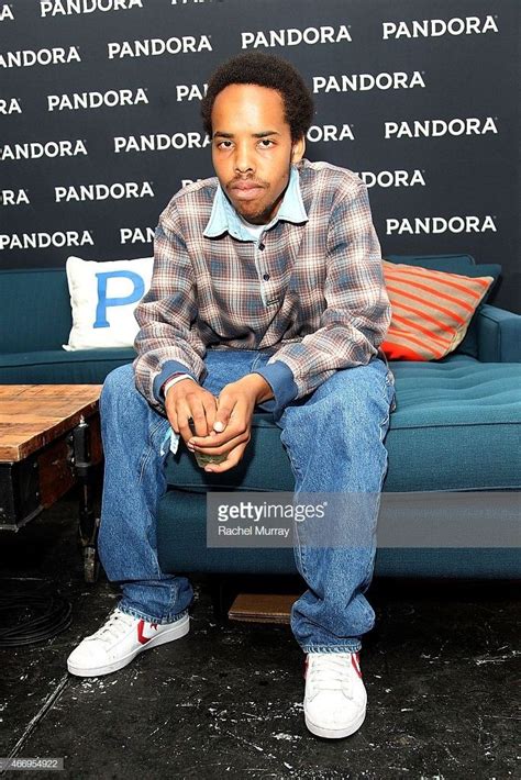 Pin De Jason Manalansan En Outfit