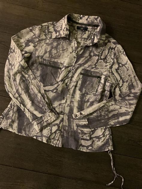 Крута блуза — ціна 35 грн у каталозі Блузи Купити жіночі речі за доступною ціною на Шафі