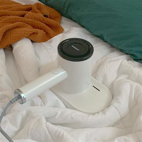 원 정 광고 및 협찬 침구청소기 핫딜 오픈했어요 강력한 흡입력과 고효율 헤파필터가 장착된 침구청소기 Uv살균램프로 침구 청소와 살균을 동시에 ️ 초고속 진동패드