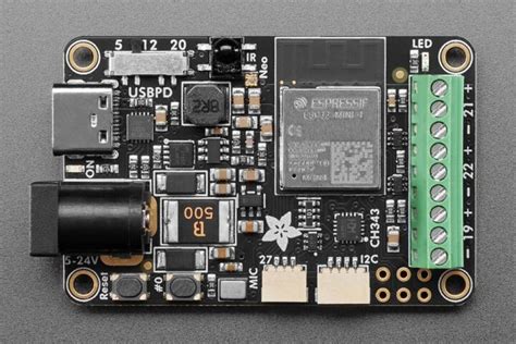 Adafruit Sparkle Motion บอร์ดควบคุมไฟ Led แบบ Addressable ที่ใช้ชิป Esp32 พร้อมเอาต์พุต 4 ช่อง