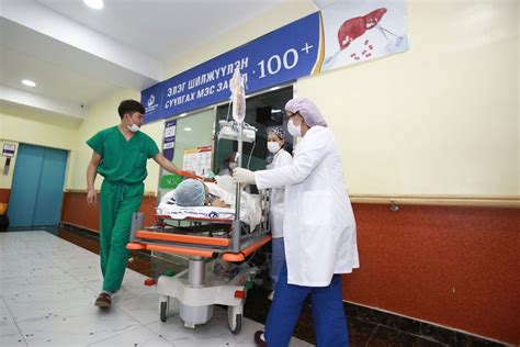 УНТЭ Элэг шилжүүлэн суулгах 100 дахь хагалгааг амжилттай хийв News Mn