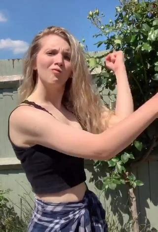 Hot Nude Amelia Grace Ameliagabs Videos Yephot Com