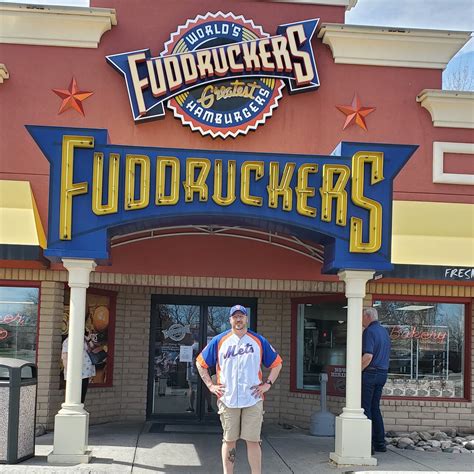 Fuddruckers Logo