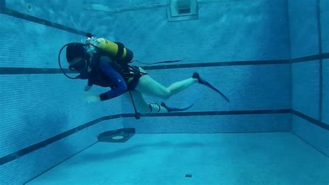 Scuba Woman In Beavertail