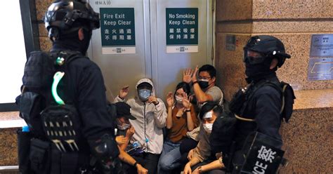 La Policía De Hong Kong Arrestó A Ocho Activistas Por Participar En Las