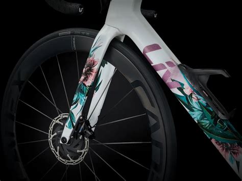 Watch Party全面开启 Liv女子环法限量enviliv正式上架 产品 骑行家