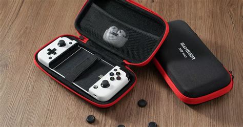 Review We Get An Early Look At A Brand New Smartphone Gaming Controller Gloucestershire Live