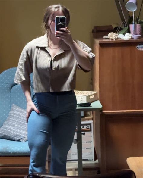 Adele Chasing Pumps And Sunsets All I Need Now Is A 67 Chevy Camaro And Ill Be Content😌