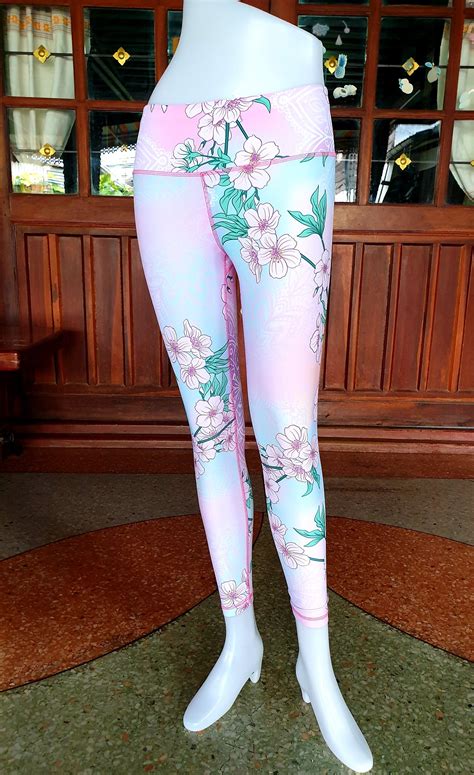 กางเกงออกกำลังกาย วิ่ง ฟิตเนส โยคะ แอโรบิค เทรนนิ่ง ปราณโยคะจำหน่ายกางเกงโยคะ ฟิตเนส Thaipick