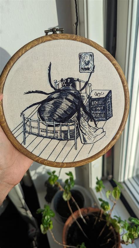 not centered properly because its a practice sweater but here s a snail im working on 🐌 r