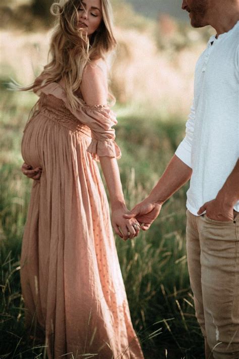 Couple Maternity Poses Outdoor Maternity Photos Maternity Photo