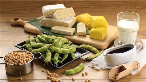 Premium Photo Soy Product Raw Tofu Tempeh Soy Milk Soy Sauce And