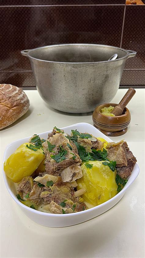 დუბაის შოკოლადი 🖇️ინგრედიენტები 📎ქადაიფი 📎ფქტის ფასტა 📎შოკოლადი 📎ფისტა 📎კარაქი Dubaichocolate