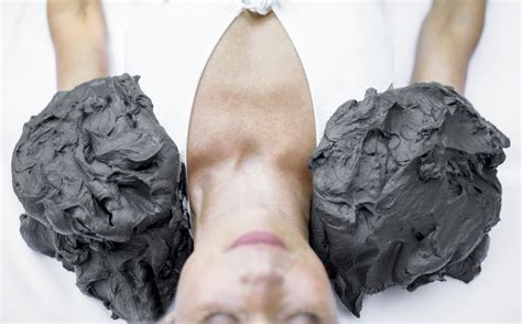 Beneficiile Unei împachetări Cu Nămol