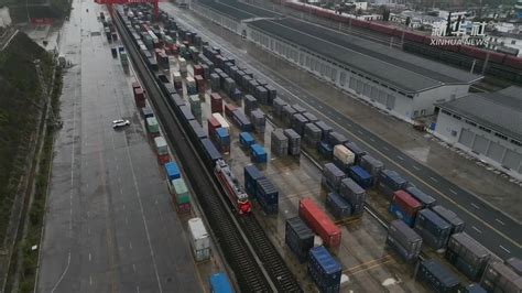 中老铁路“云贵·澜湄线”国际货运专列开行凤凰网视频凤凰网