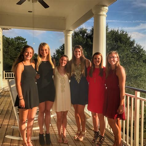 Hali Flickingers Feet