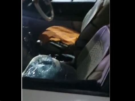 ~ 5 50 Lakh Theft Of Car Window Broken In Crowded Area Of Vapi Station Road પોલીસને પડકાર