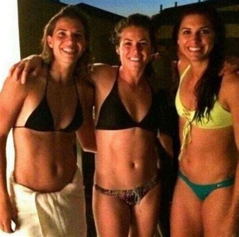 10 Hot Sexy New Tobin Heath Bikini Pics