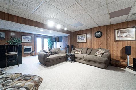 Modernizing An Outdated Basement Rdesignmyroom