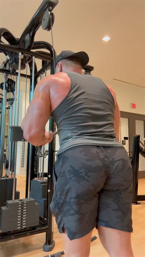 Ryan Rwalker86 • Instagram Photos And Videos