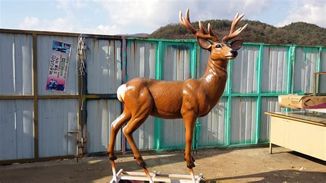 사슴조형물 꽃사슴조형물 루돌프조형물 이수도여행 조형물 경주월드조형물 포토존 Frp조형물 스티로폼조각 캐릭터제작 Grc 대구조형물 우레아코팅