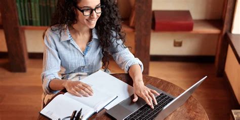 Data Entry Jobs A Guide To Salary Skills And Job Hunting