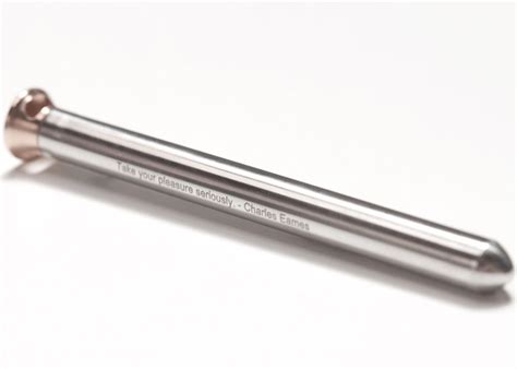 Craves Usb Chargeable Vibrator Doubles As A Necklace Pendant