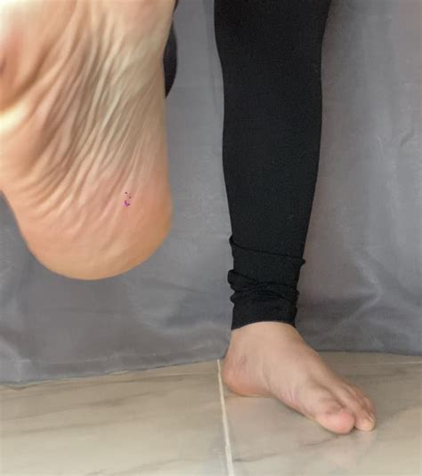 Run Ill Crush You Rgiantessfeet