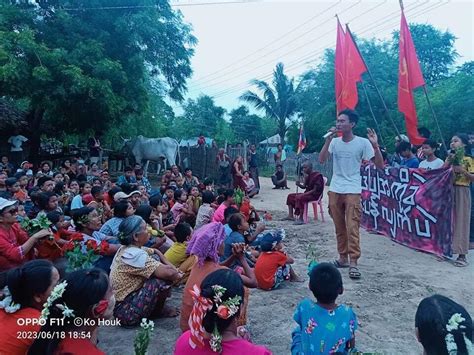 ဝက်လက်မြို့နယ်တွင် ဒေါ်အောင်ဆန်းစုကြည် မွေးနေ့ အဖြစ် ပန်းသပိတ် ပြုလုပ်ပြီး စစ်အာဏာရှင် ဆန့်ကျင