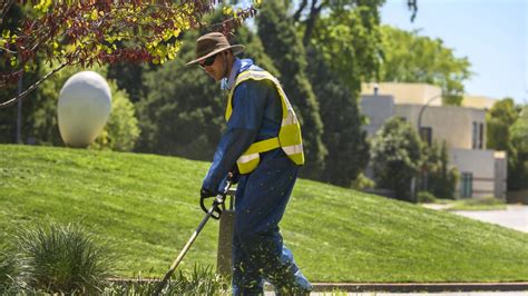 Apply By April 27 2023 Groundskeeper 4 Positions Available Uc