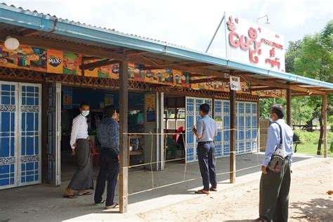 ကိုဗစ် ၁၉ ရောဂါ ကာလအတွင်း စားသောက်ဆိုင်များ ဆိုင်ထိုင်စနစ်ဖြင့် ဖွင့်လှစ်ရောင်းချနေမှု ရှိမရှိက